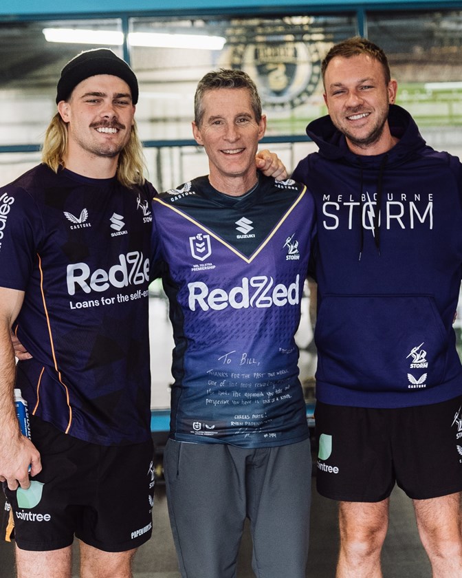 In Pictures: Paps final US session | Storm